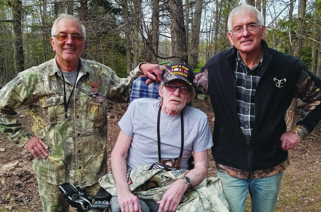 Army vet has successful hunt | News, Sports, Jobs - The Mining Journal
